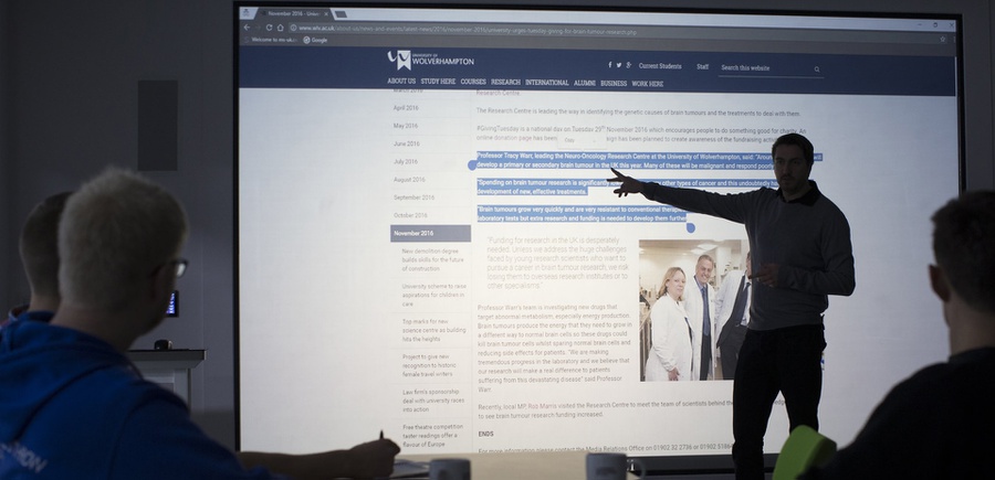 Student Check In - Staff - University of Wolverhampton